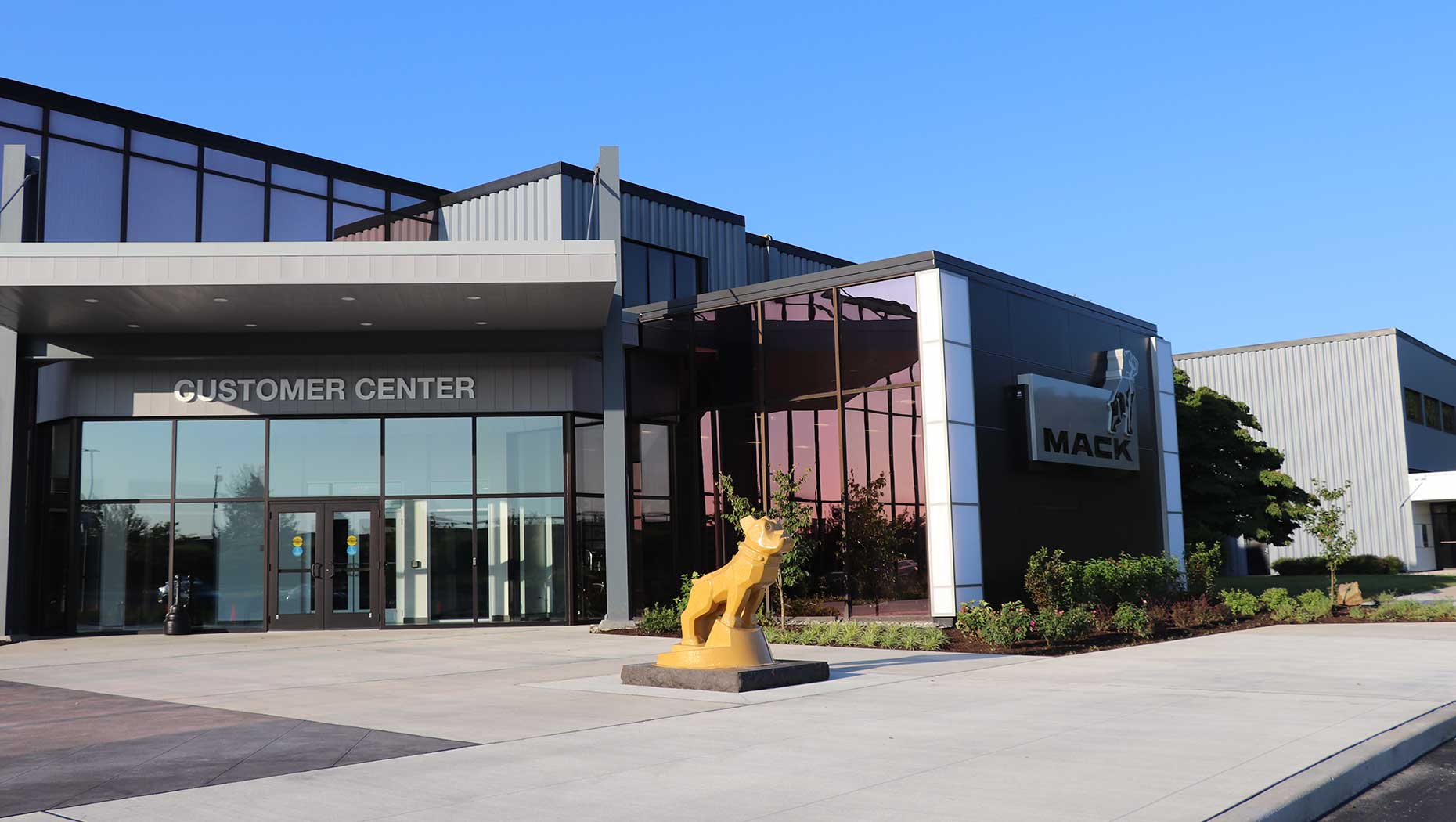 Mack Trucks Celebrates Opening of Newly Remodeled Mack Customer Center