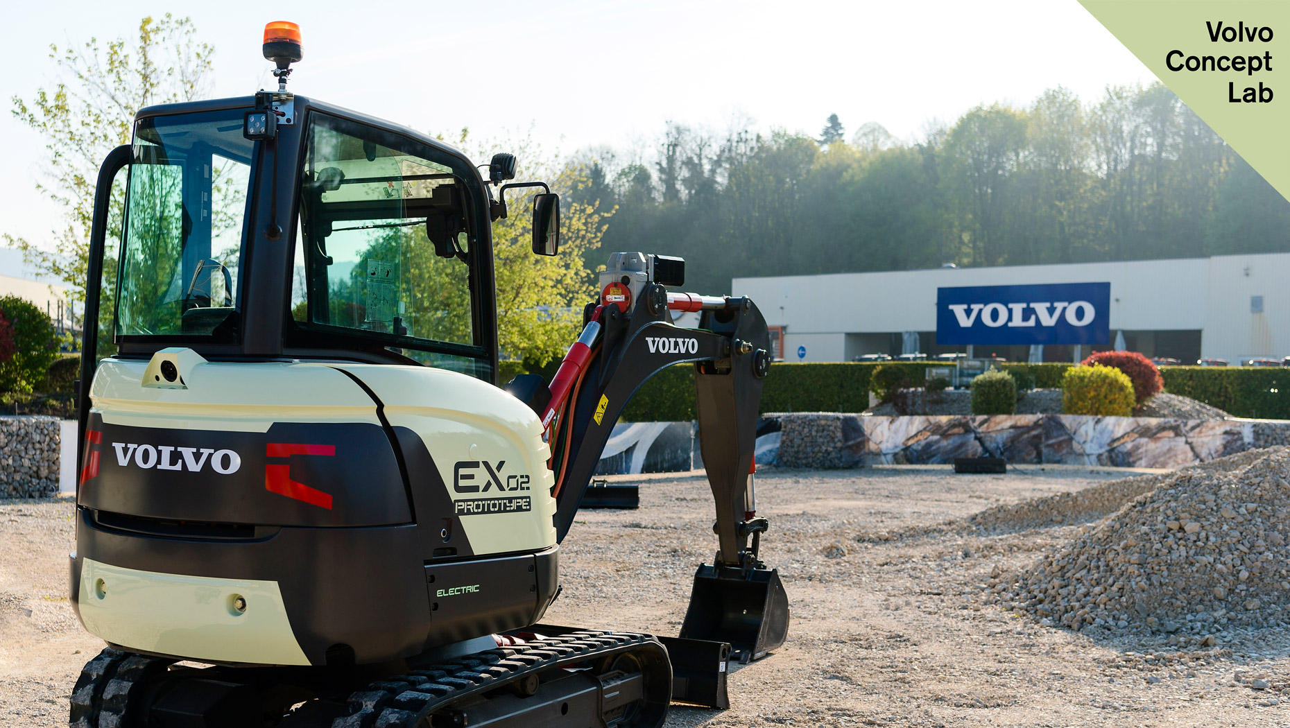 Volvo CE unveils 100% electric compact excavator prototype | Volvo Group