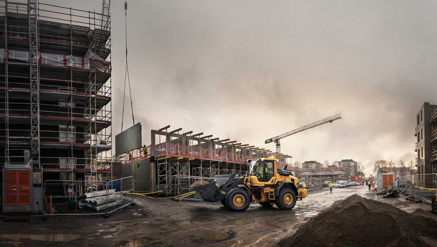 Volvo Mid-Size Loader Updates | Volvo Group