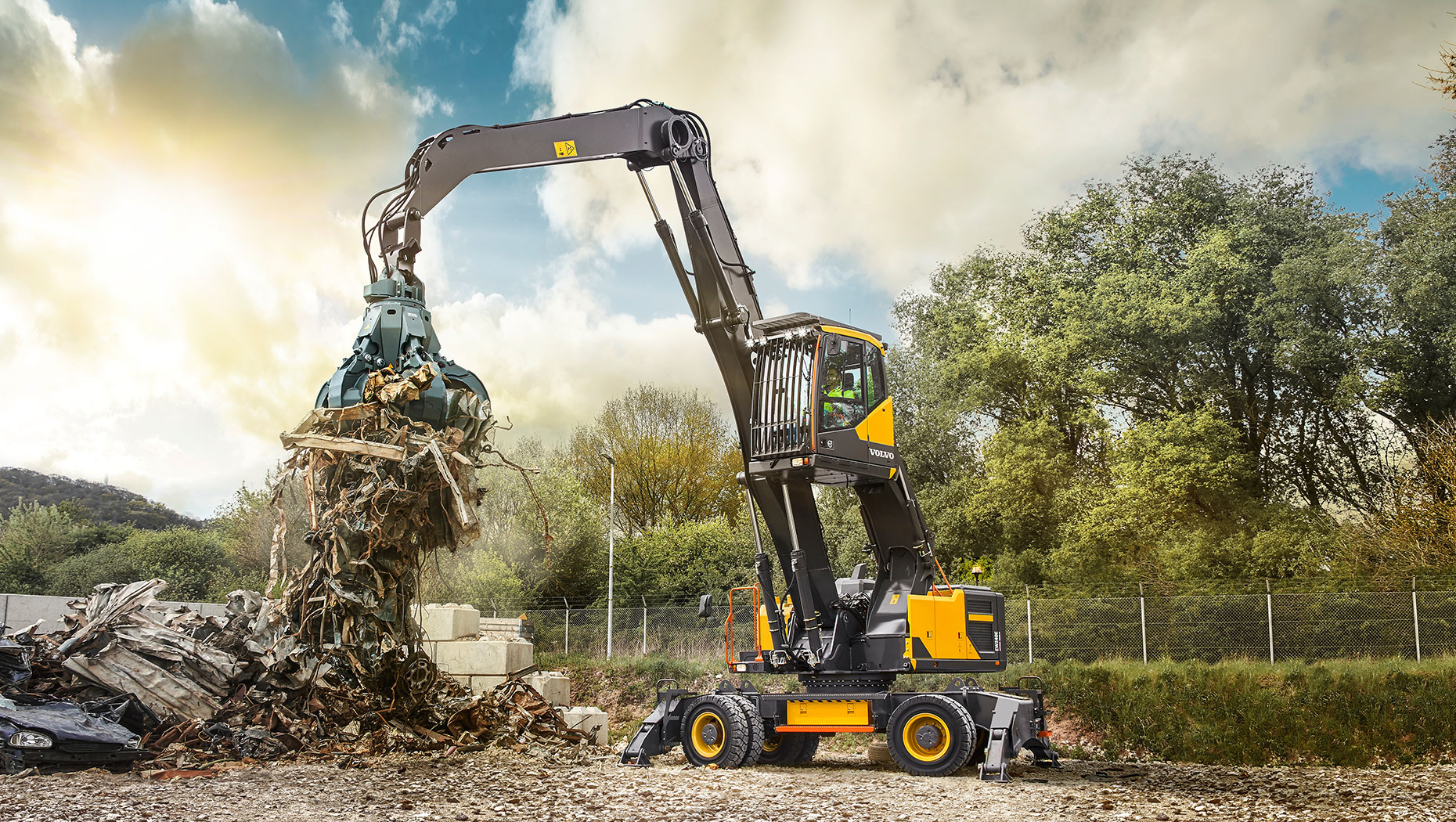 First dedicated material handler | Volvo Group