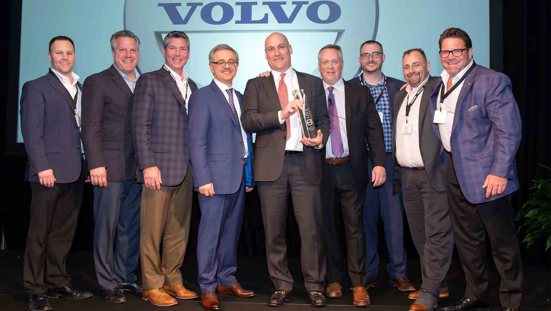 Volvo CE names Alta Equipment 2018 Dealer of the Year | Volvo Group