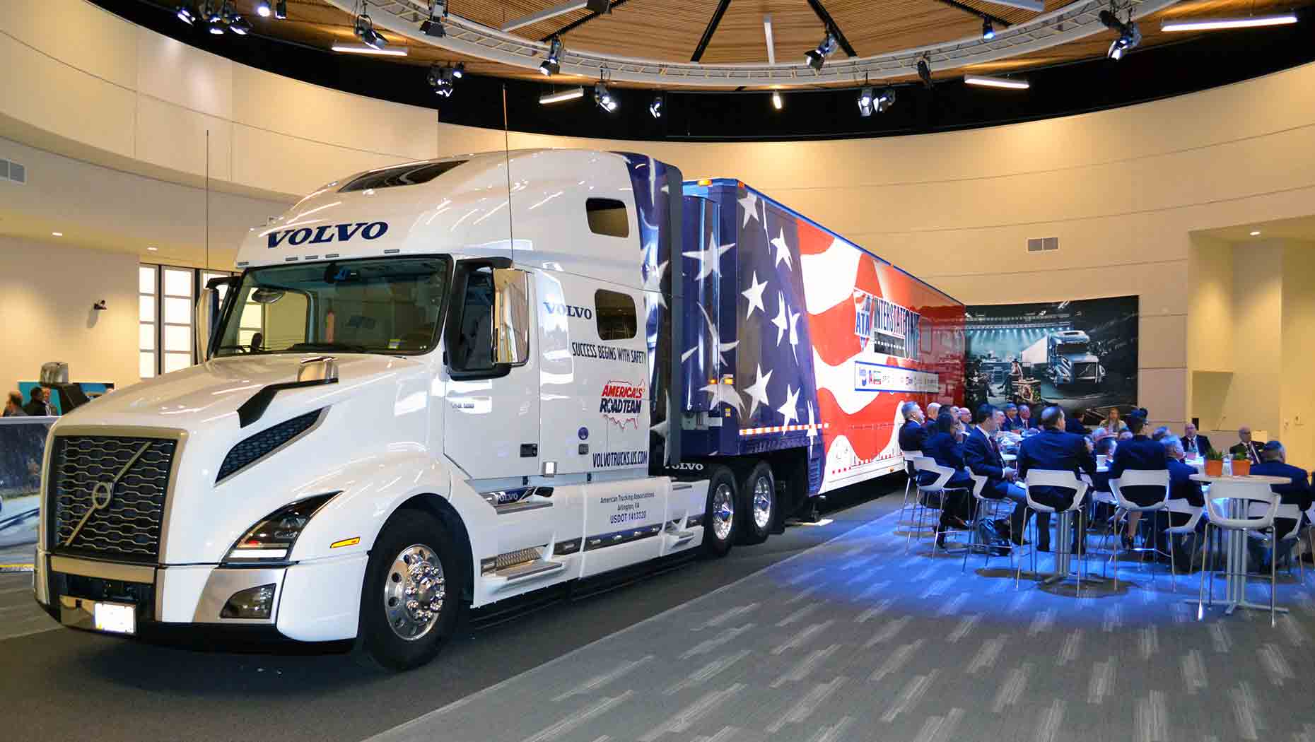 Volvo Trucks Hosts 2019-2020 America’s Road Team Captains | Volvo Group
