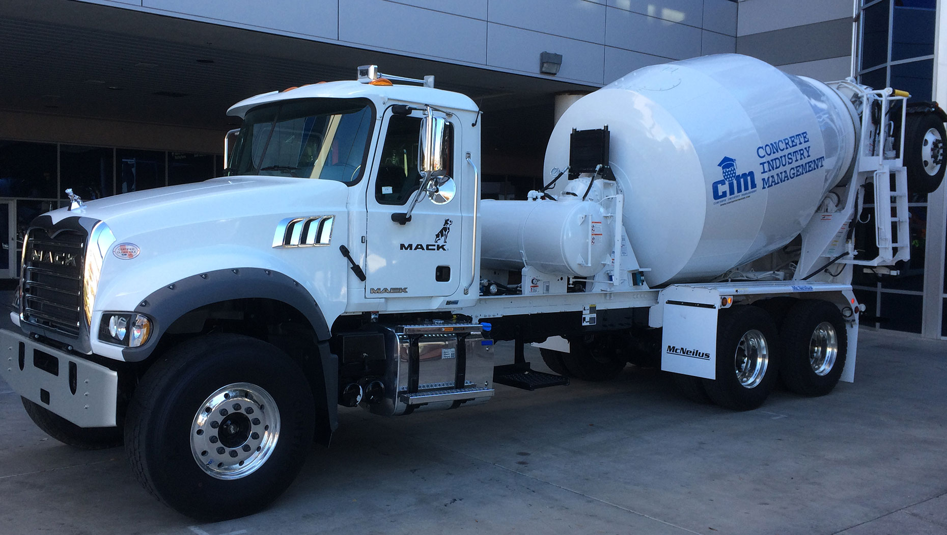 Mack Trucks Donates Mack® Granite® to Concrete Industry Management ...
