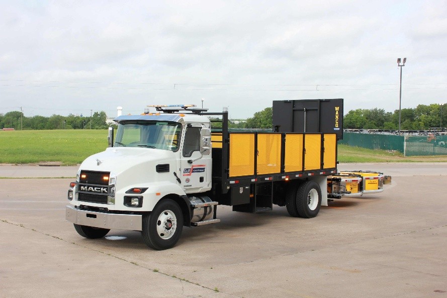 Mack® MD’s Ruggedness and Dependability Help Keep Gulf Highway ...