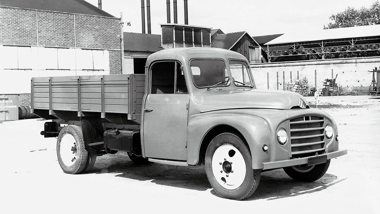 Volvo Group ǀ The three-point safety belt