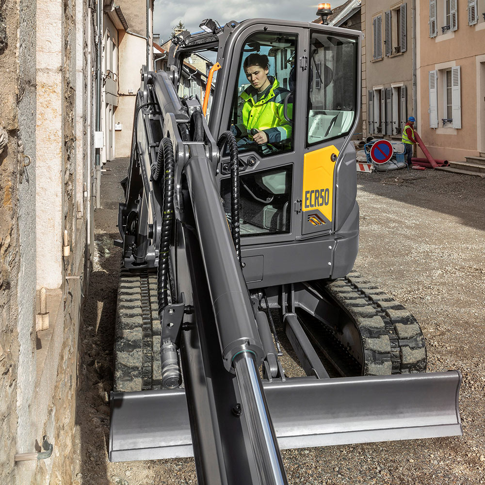 Volvo Construction Equipment Adds Two New Short-Swing Compact ...